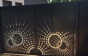 7 Rekomendasi Model Pagar Plat Cutting Untuk Hunian Anda - JogjaKanopi.Com